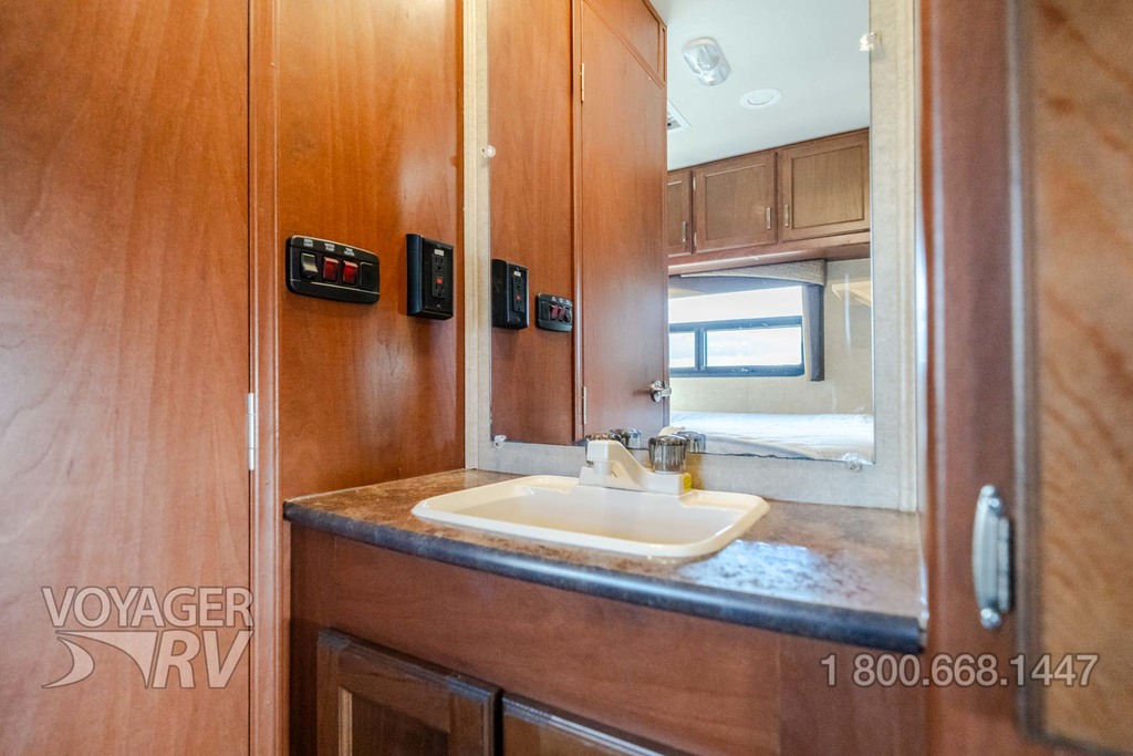 For Sale: Used 2015 Jayco Redhawk 26XS Class C | Voyager RV Centre
