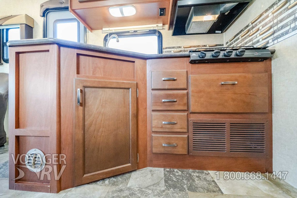 For Sale: Used 2015 Jayco Redhawk 26XS Class C | Voyager RV Centre