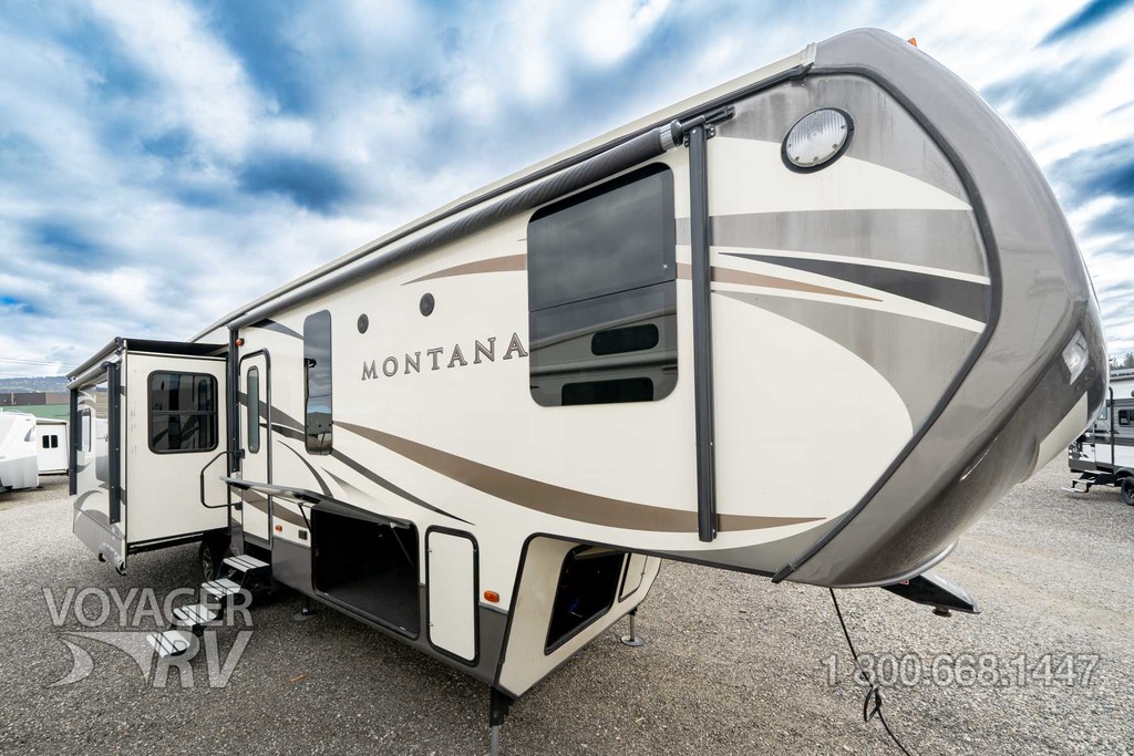 For Sale: Used 2016 Keystone Montana 3000RE 5th Wheels | Voyager RV Centre