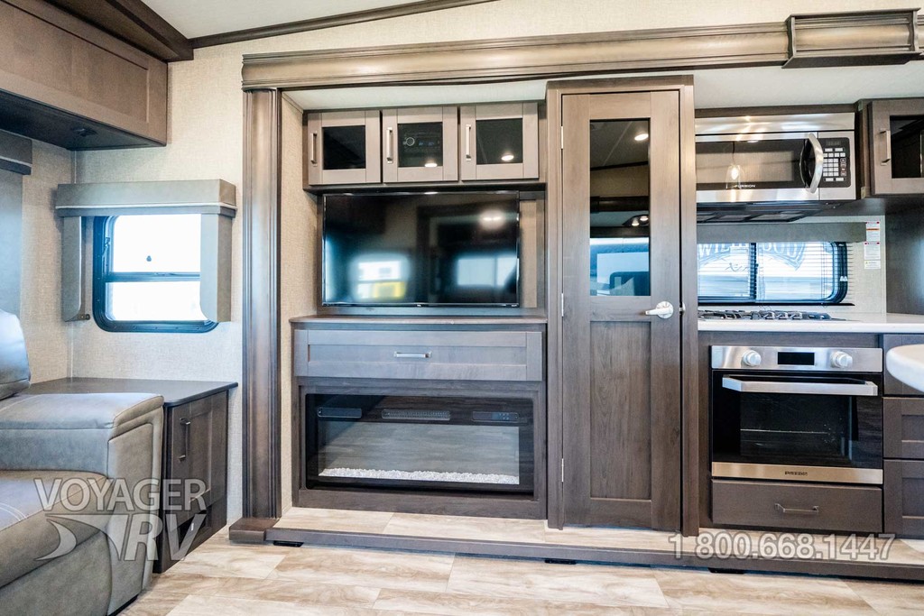 For Sale: Used 2022 Grand Design Reflection 337RLS 5th Wheels | Voyager ...