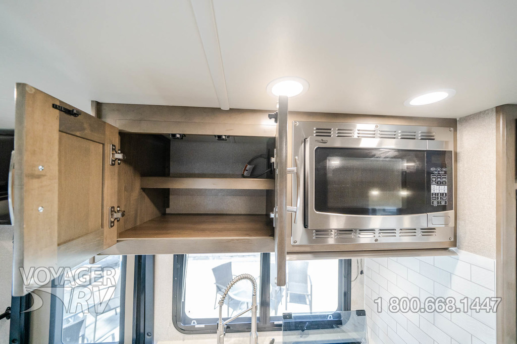 For Sale: Used 2022 Dynamax Isata 3 24FW Class B+ & Vans & Class C ...