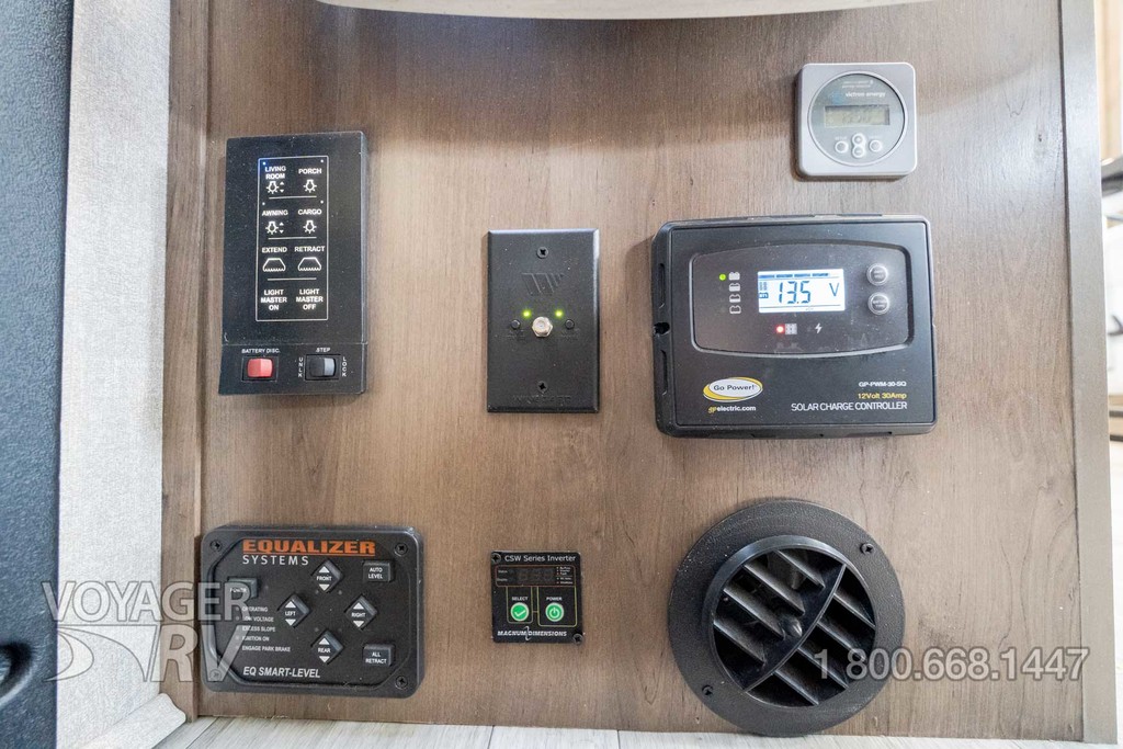 For Sale: Used 2022 Dynamax Isata 3 24FW Class B+ & Vans & Class C ...